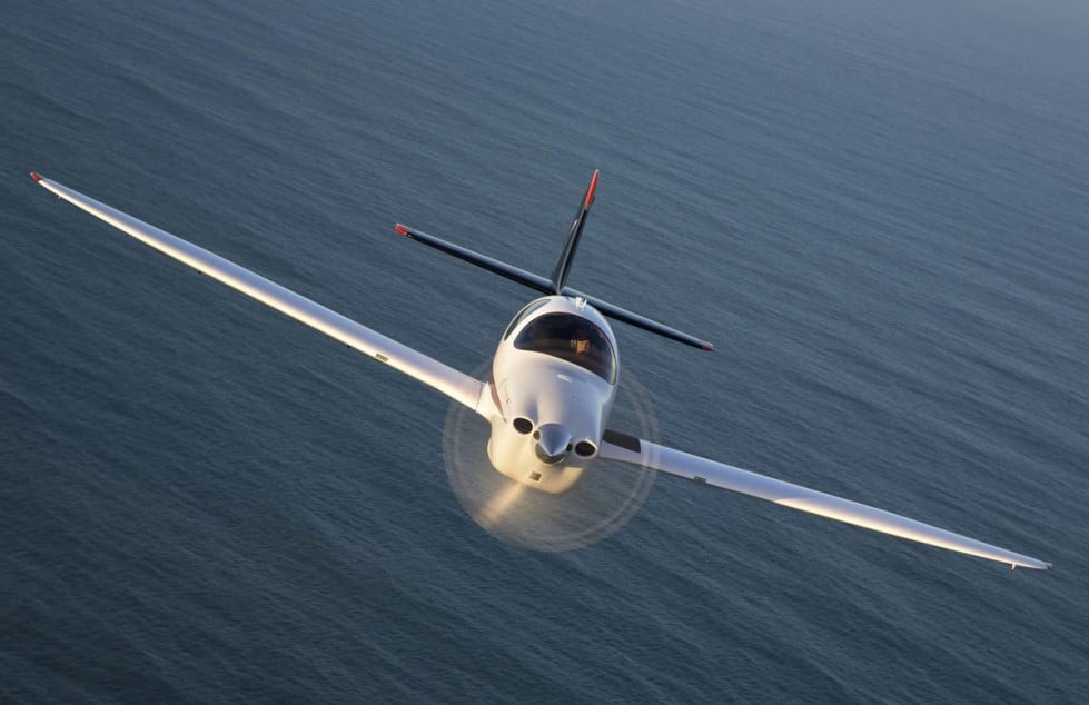 JA-Piston21 | Evolution Aircraft