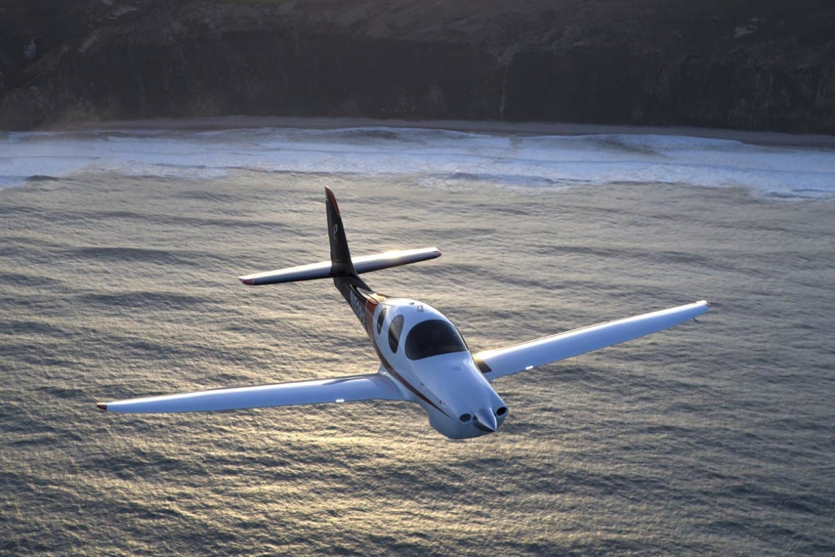 JA-Piston27 | Evolution Aircraft